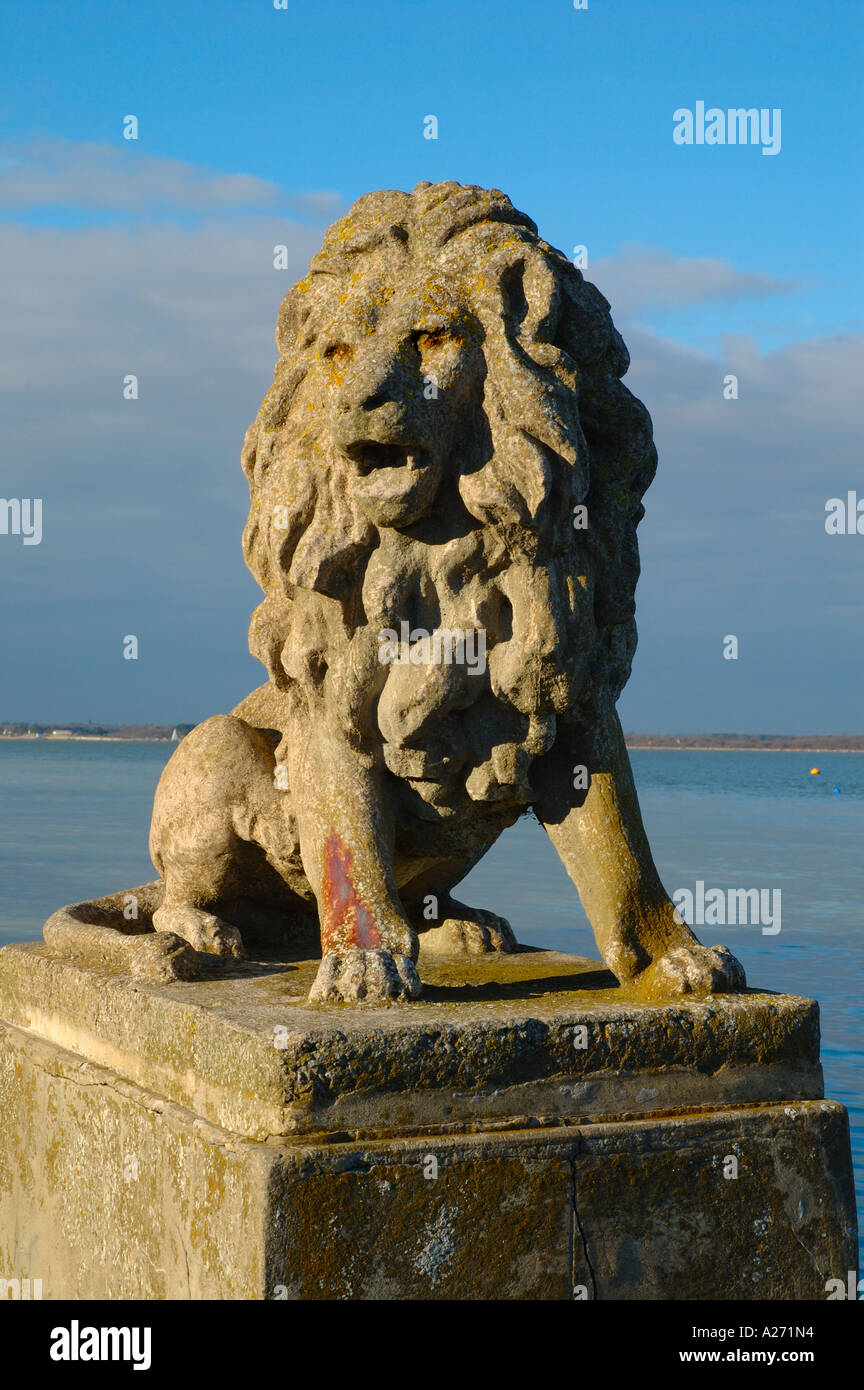 Statue aslan Banque de photographies et d’images à haute résolution - Alamy