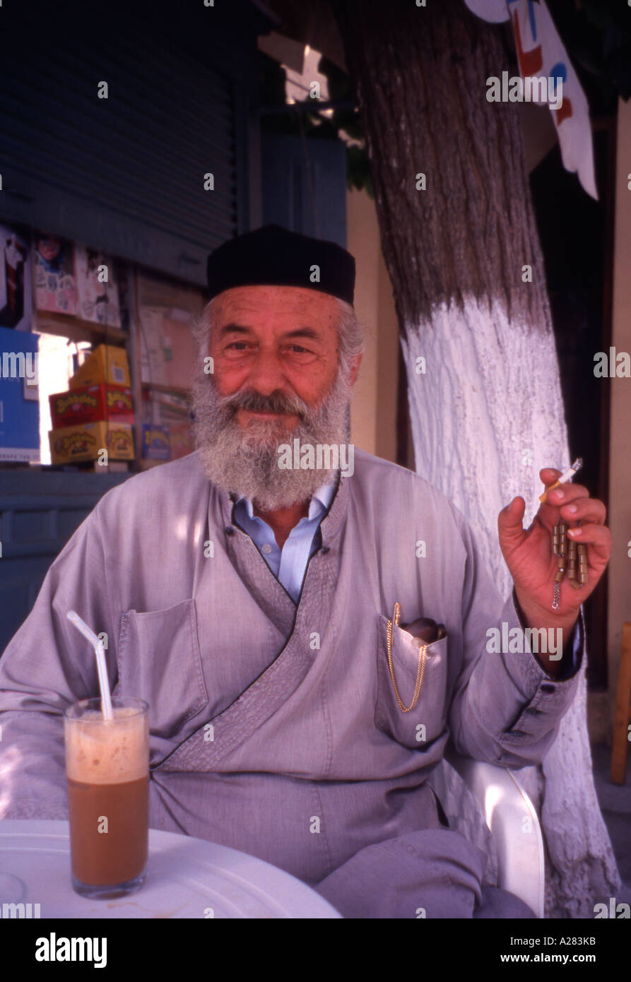 Episkopi village Banque de photographies et d’images à haute résolution ...