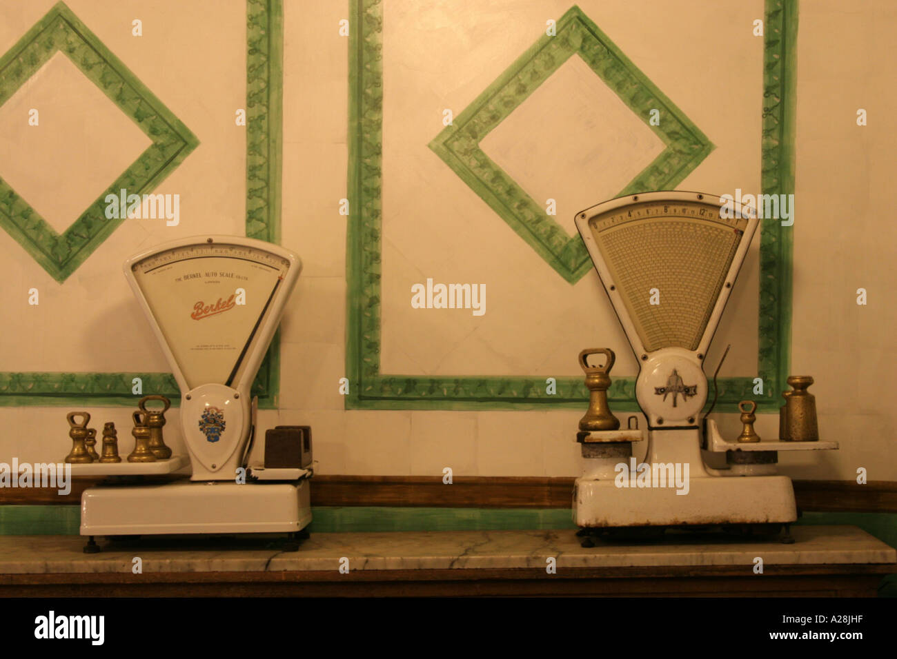 Berkel weighing scale Banque de photographies et d’images à haute ...