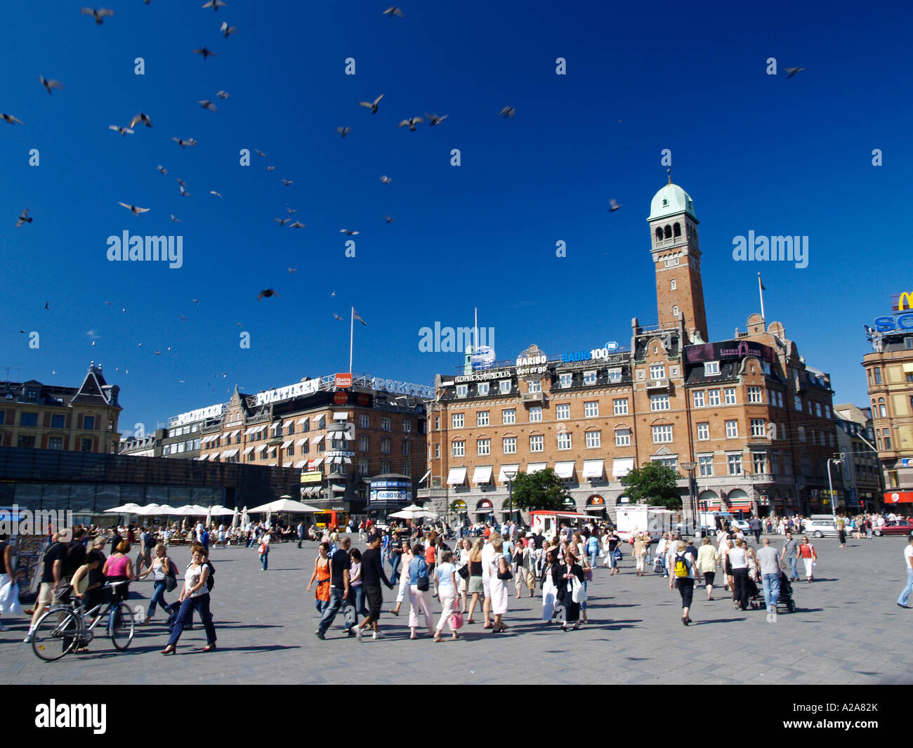 Radhuspladsen town hall square Banque de photographies et d’images à ...