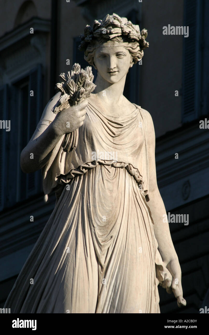 Toge romaine femme Banque de photographies et d’images à haute ...