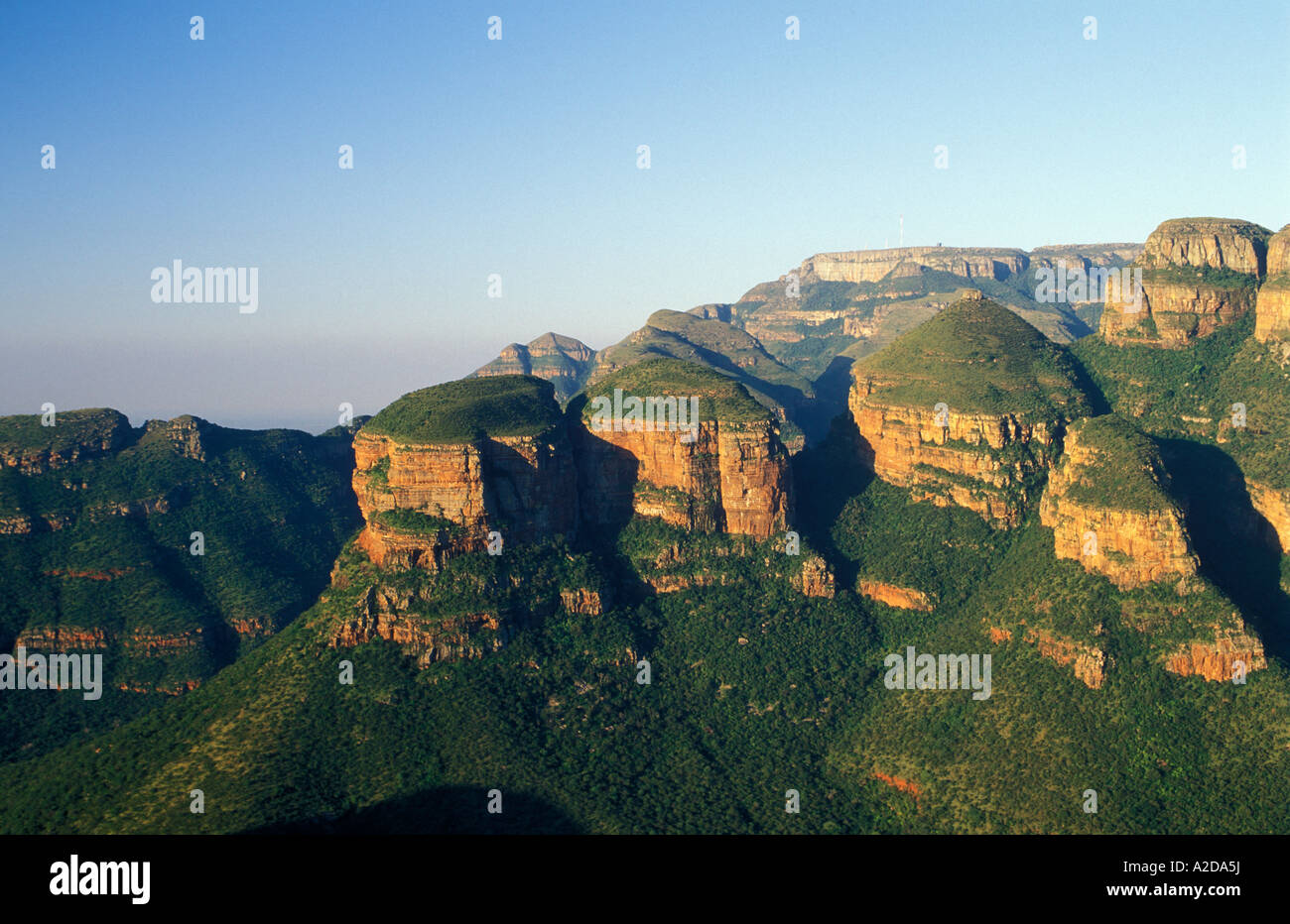 Blyde river canyon three rondavels Banque de photographies et d’images ...