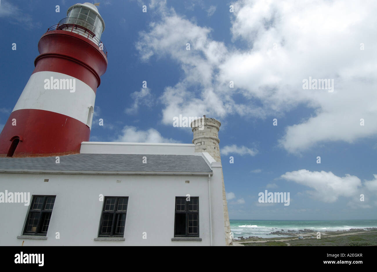 Cap Agulhas Lighthouse Cape Agulhas est le point le plus au sud de l ...