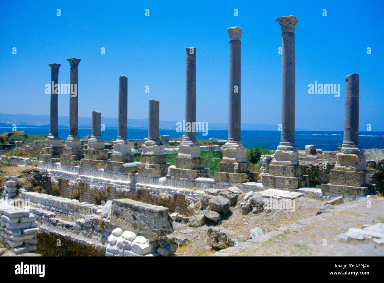 Pneu ancien Banque de photographies et d’images à haute résolution - Alamy