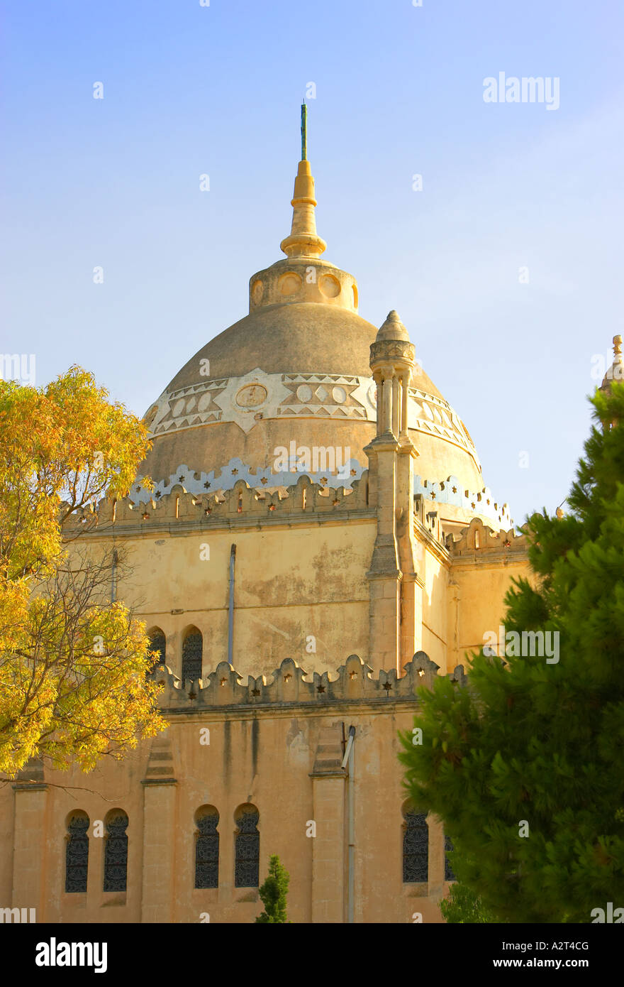 Basilique de saint louis carthage Banque de photographies et d’images à ...