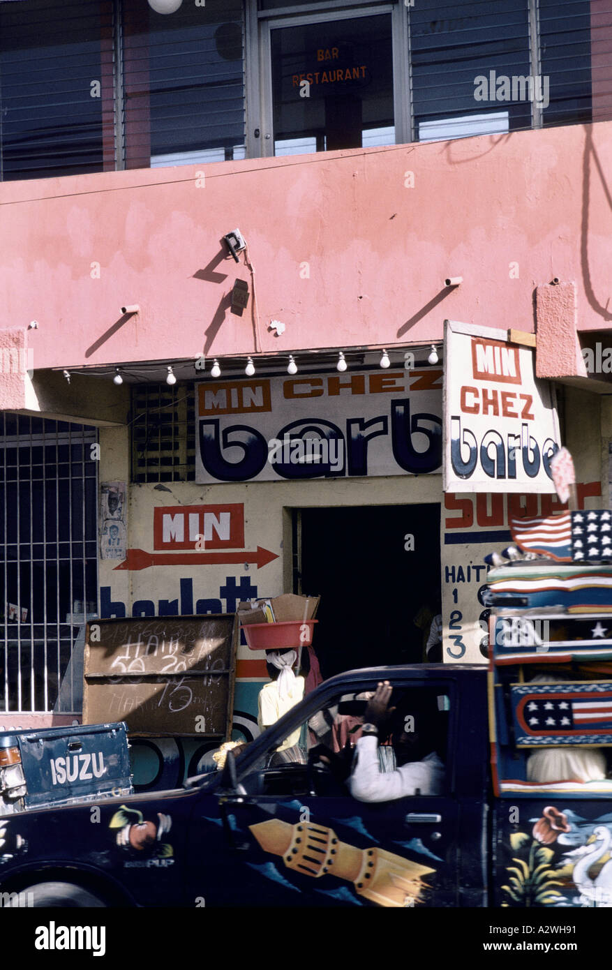 Tap tap haiti Banque de photographies et d’images à haute résolution ...