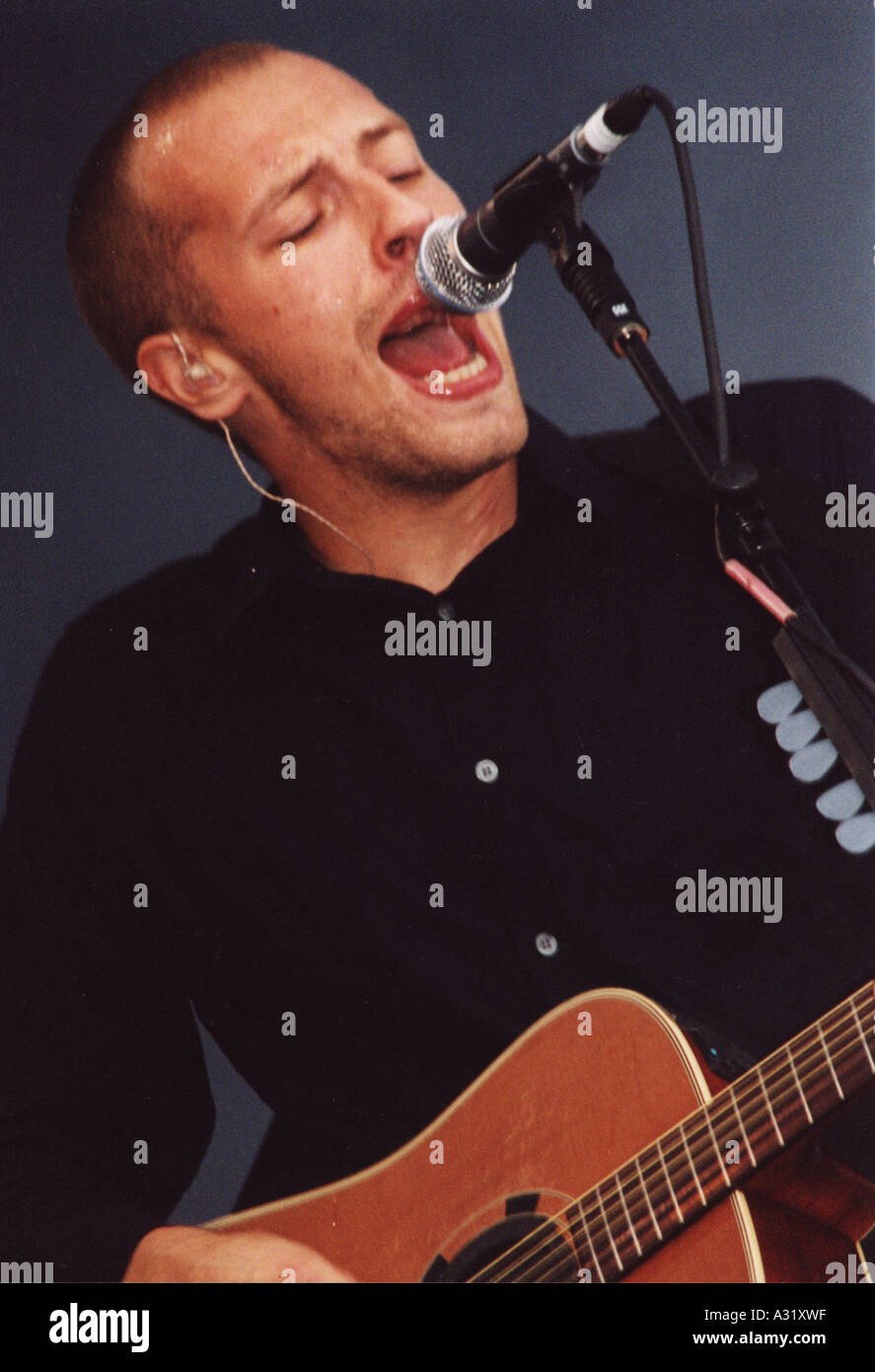 Coldplay 2001 Banque de photographies et d’images à haute résolution ...
