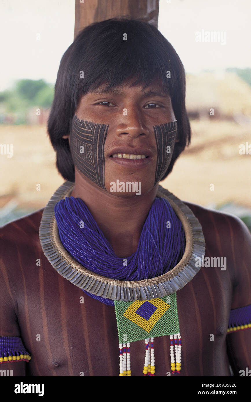 Kayapo Tribe Photos & Kayapo Tribe Images - Alamy
