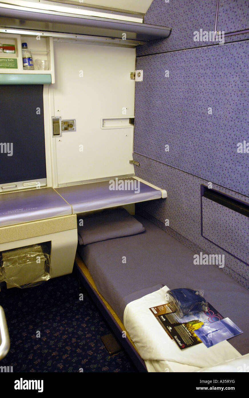 Cabine de première classe sur un premier ScotRail train de nuit d ...