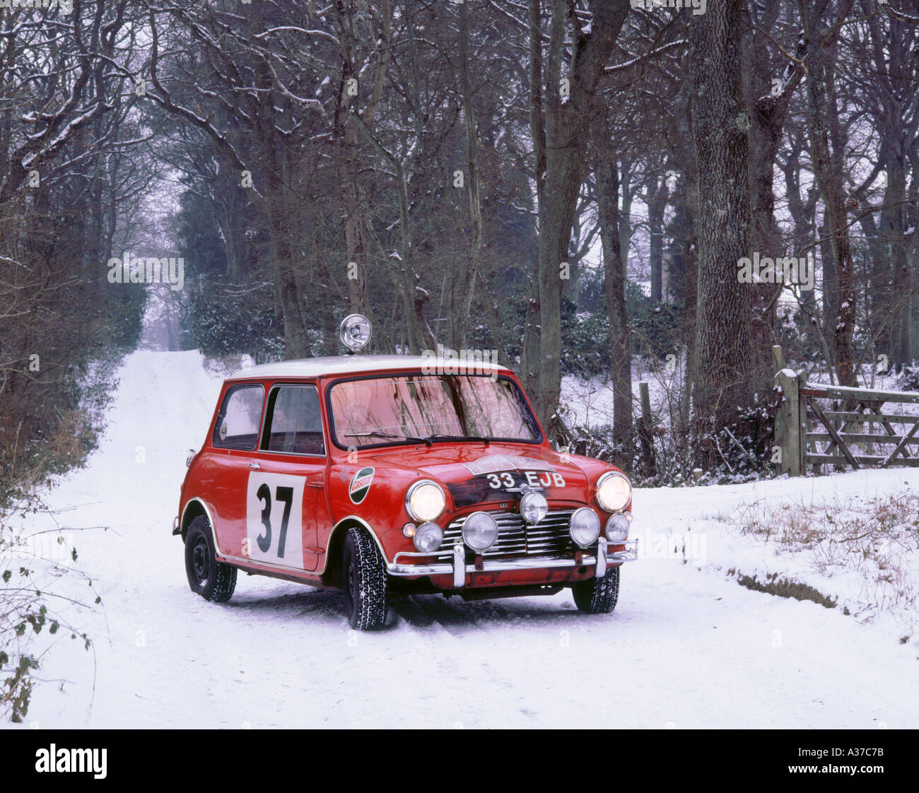 Rallye de la mini cooper Banque de photographies et d’images à haute ...