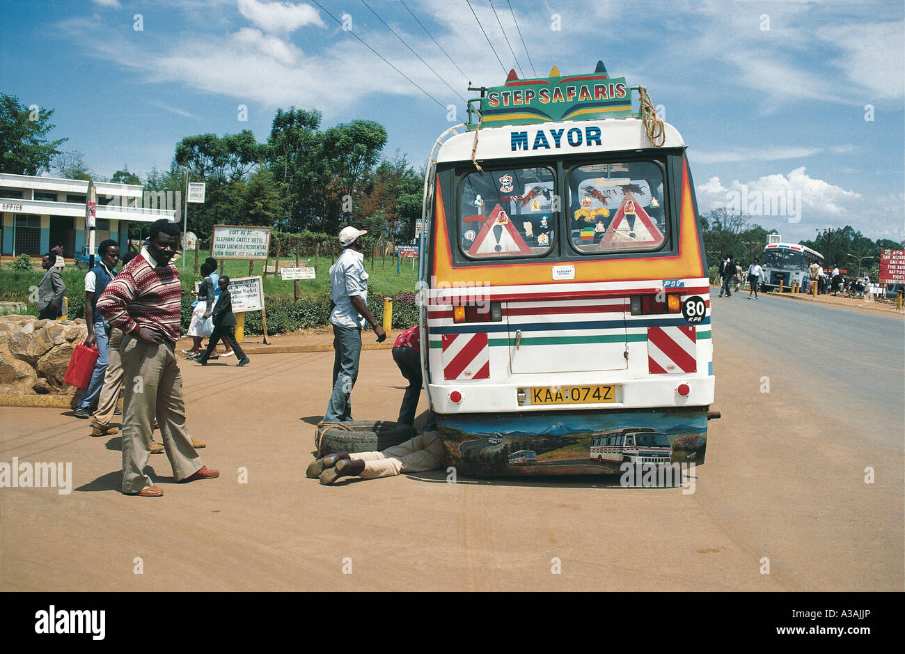 Bus kenya Banque de photographies et d’images à haute résolution - Alamy