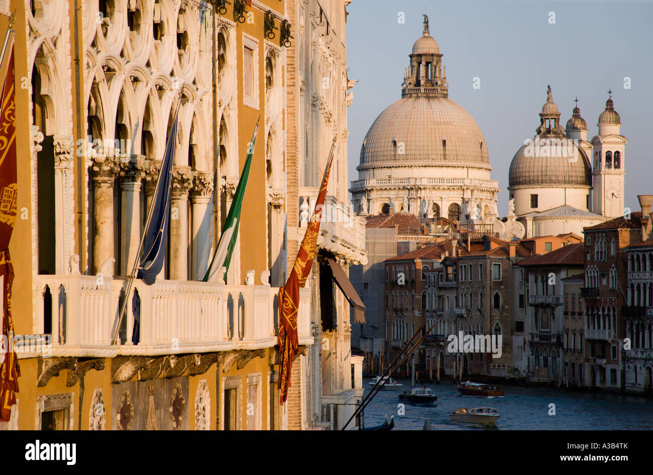 Italie Vénétie Venise église Byzantine d'un dôme de Santa Maria della ...