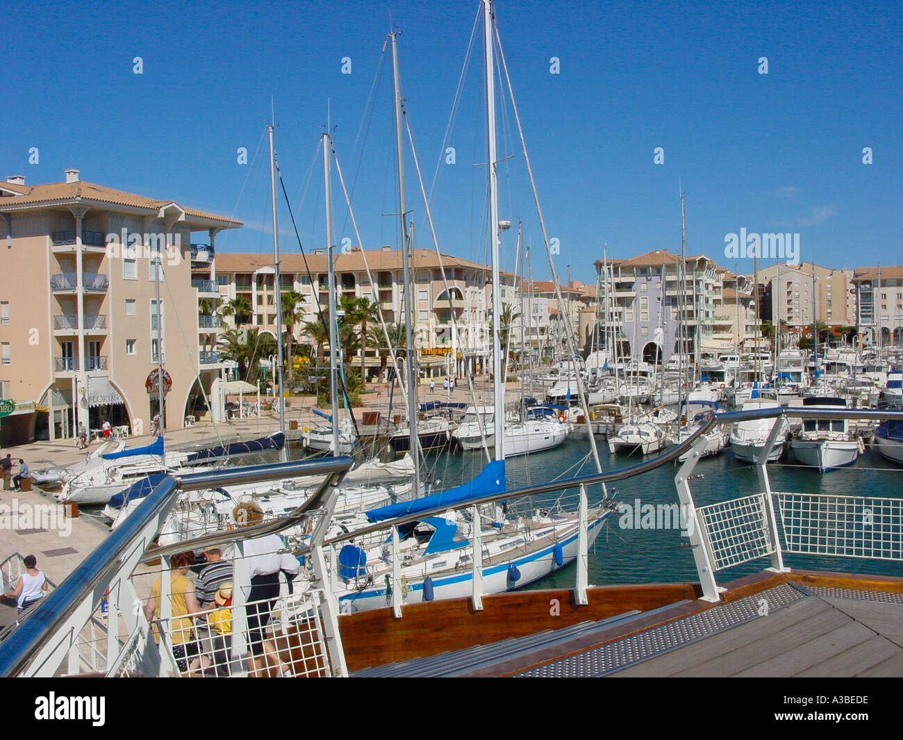 Port frejus Banque de photographies et d’images à haute résolution - Alamy