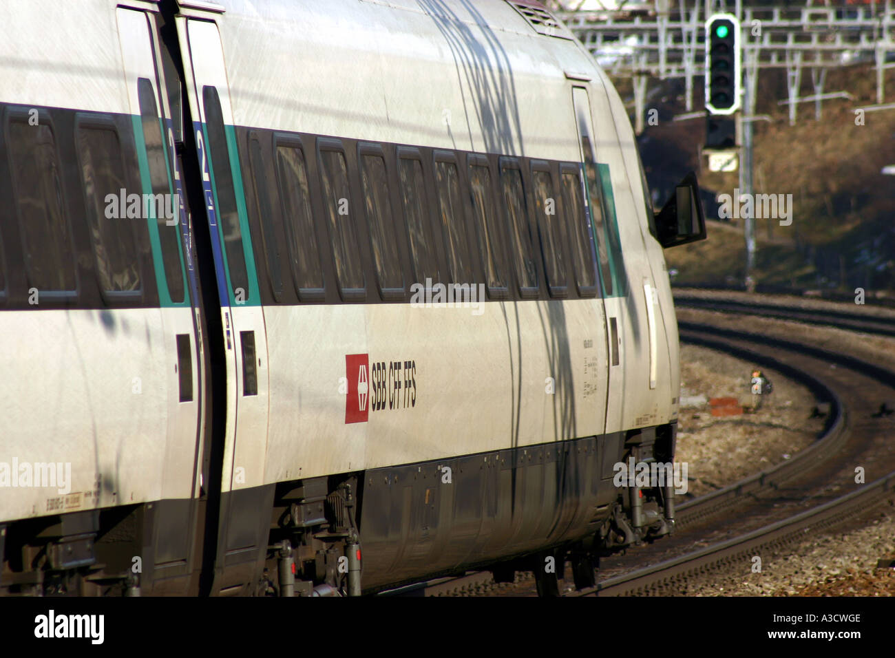Tilting train Banque de photographies et d’images à haute résolution - Alamy
