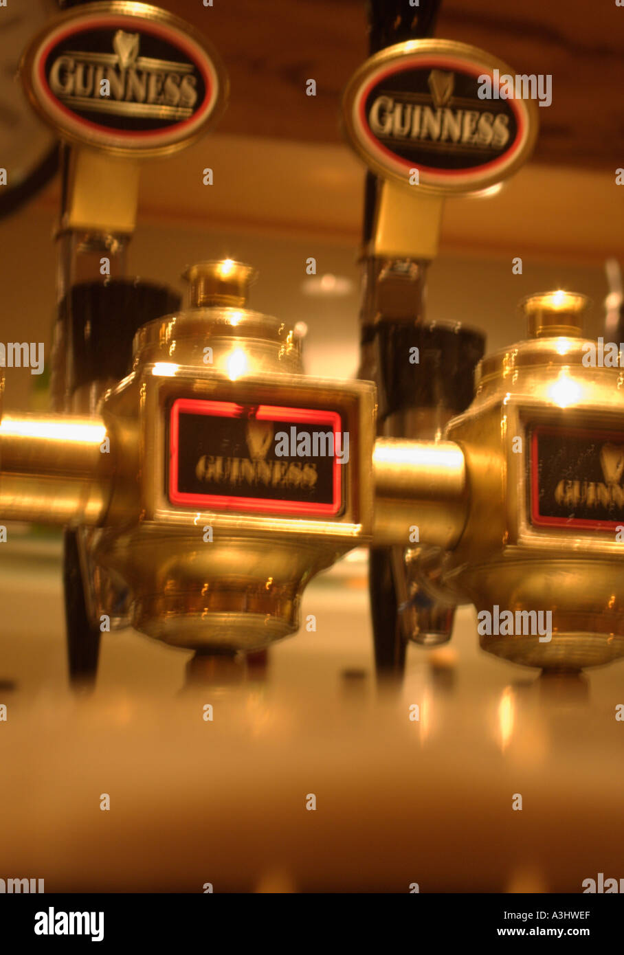 Guinness Bar Pump Banque d'image et photos - Alamy