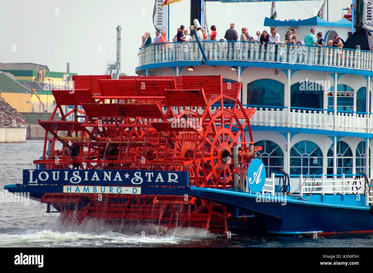 Roue a aube steamer Banque de photographies et d’images à haute ...