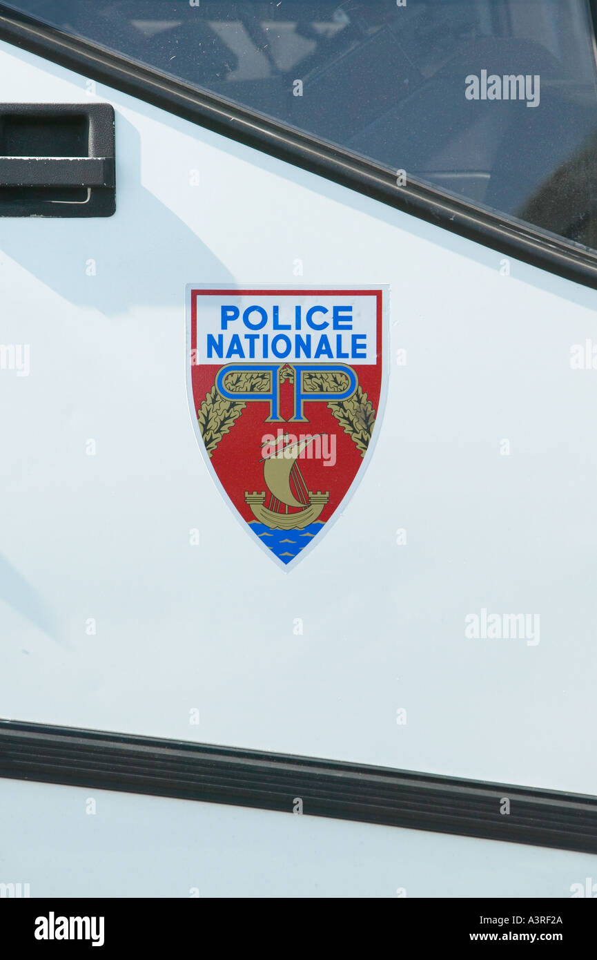 French police badge Banque de photographies et d’images à haute ...