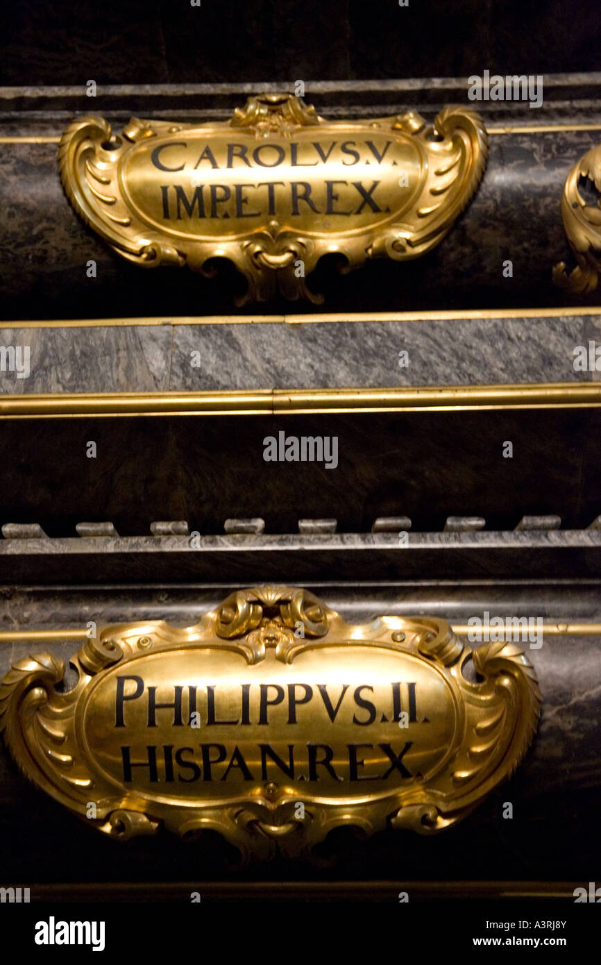 Tombeaux de Charles V et Philippe II, roi d'Espagne, El Escorial Photo ...
