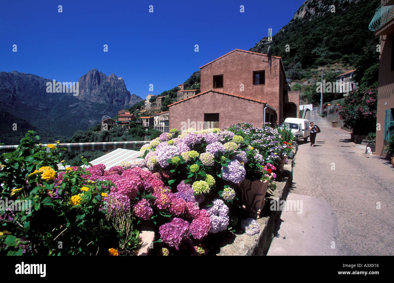 Ota village corse Banque de photographies et d’images à haute ...