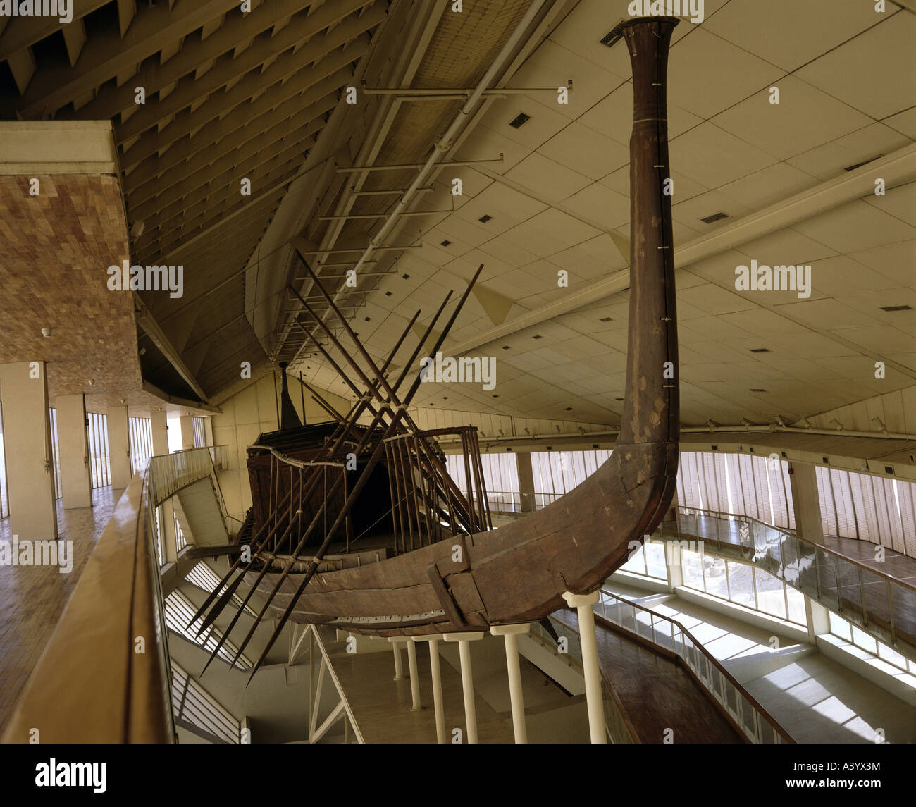 Barque solaire pharaon Banque de photographies et d’images à haute ...