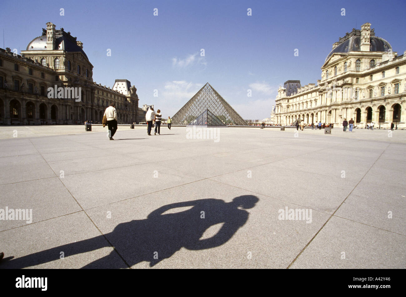 Cour caree Banque de photographies et d’images à haute résolution - Alamy