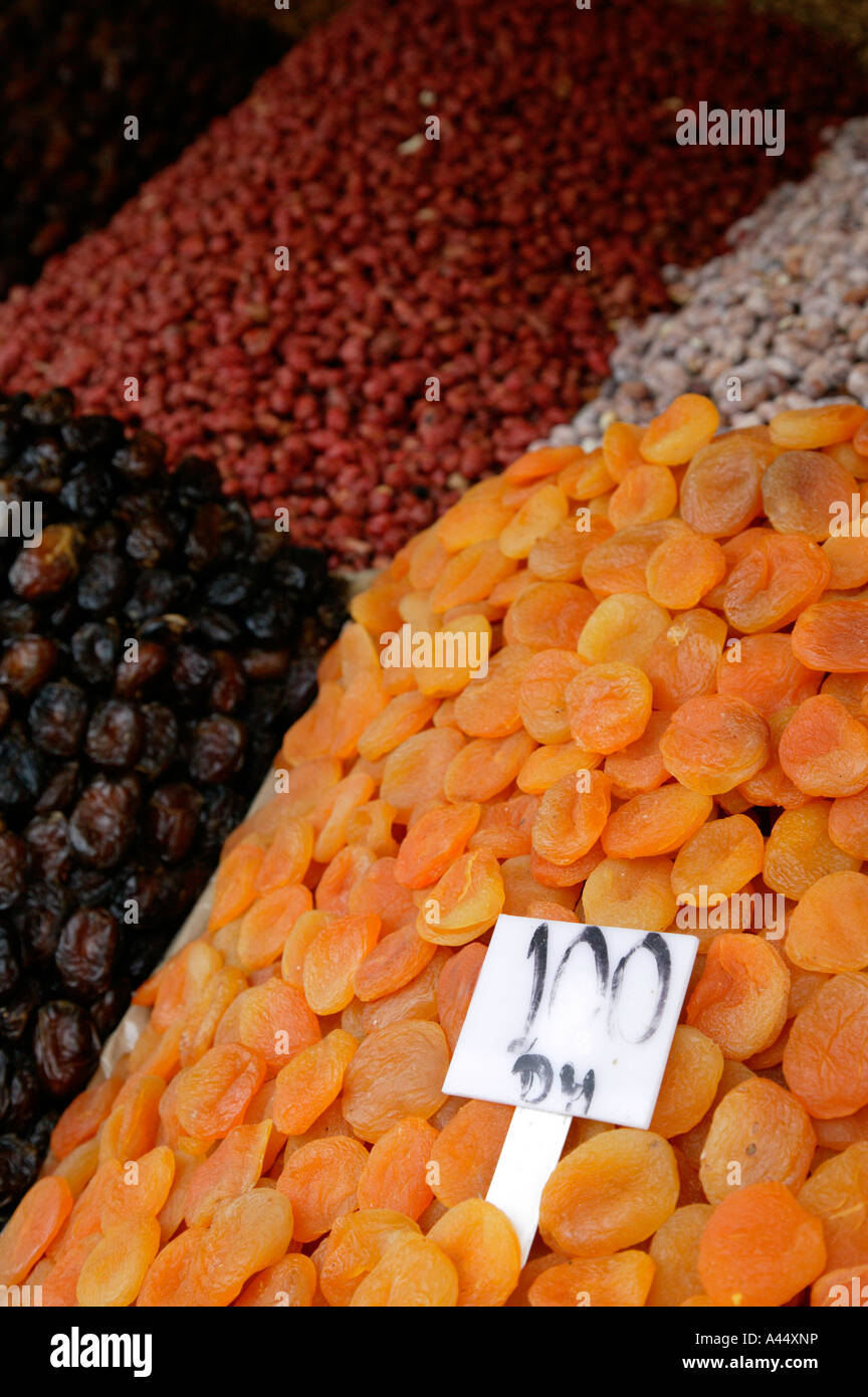 Marrakech souk dry fruit Banque de photographies et d’images à haute ...