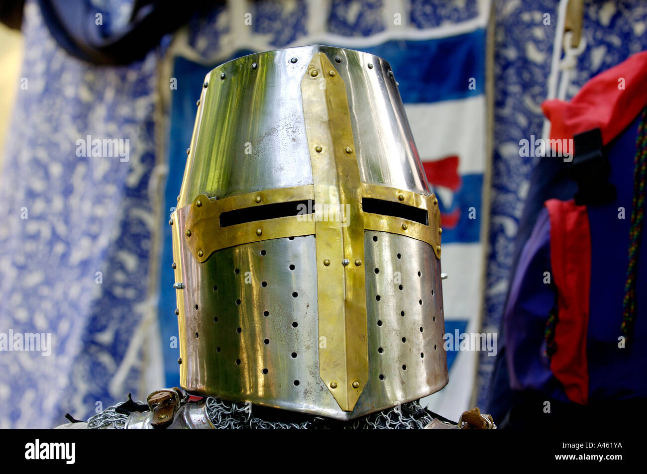 Casque de chevalier Banque de photographies et d’images à haute ...
