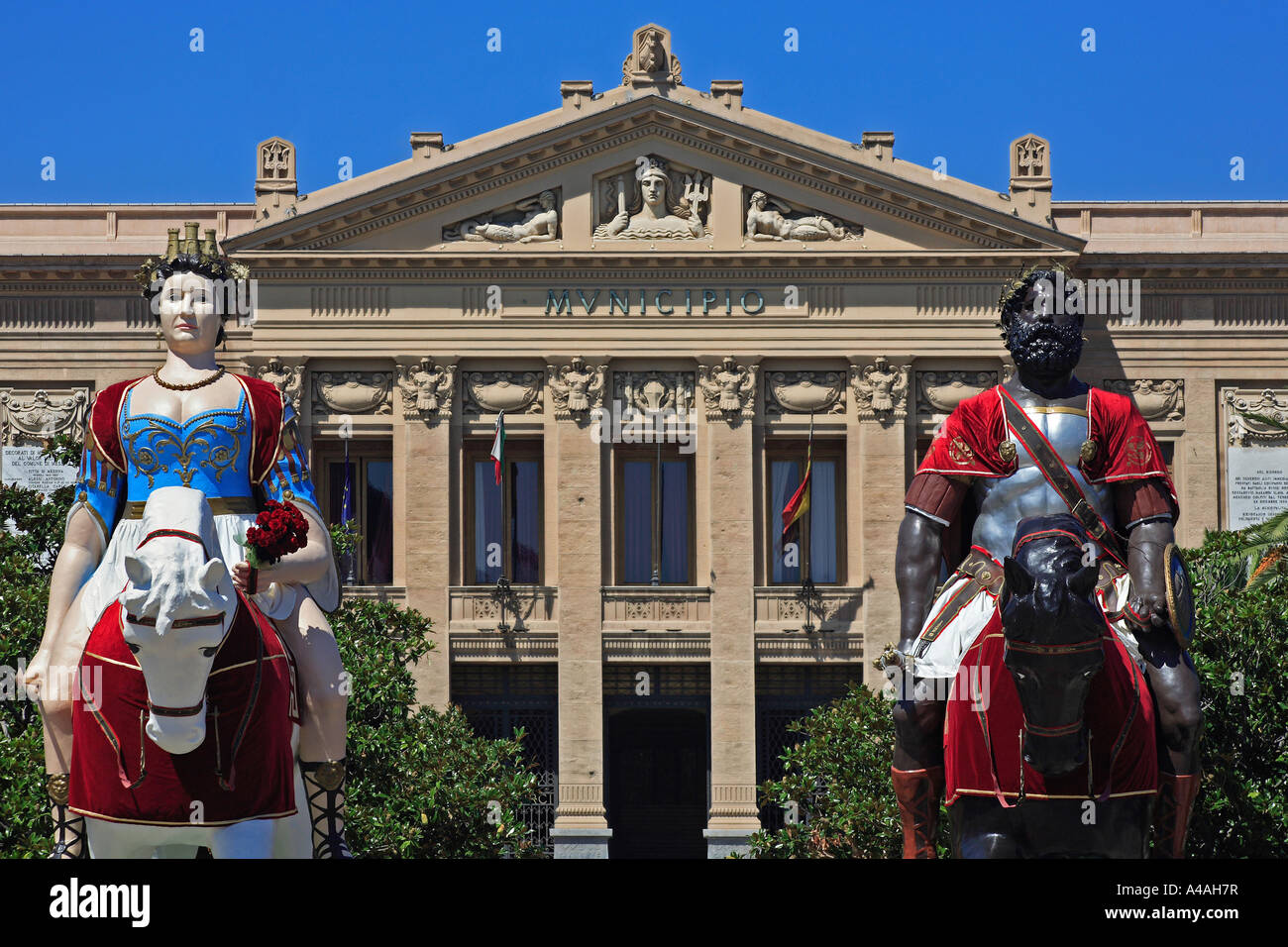 Mata grifone statue vara feast Banque de photographies et d’images à ...