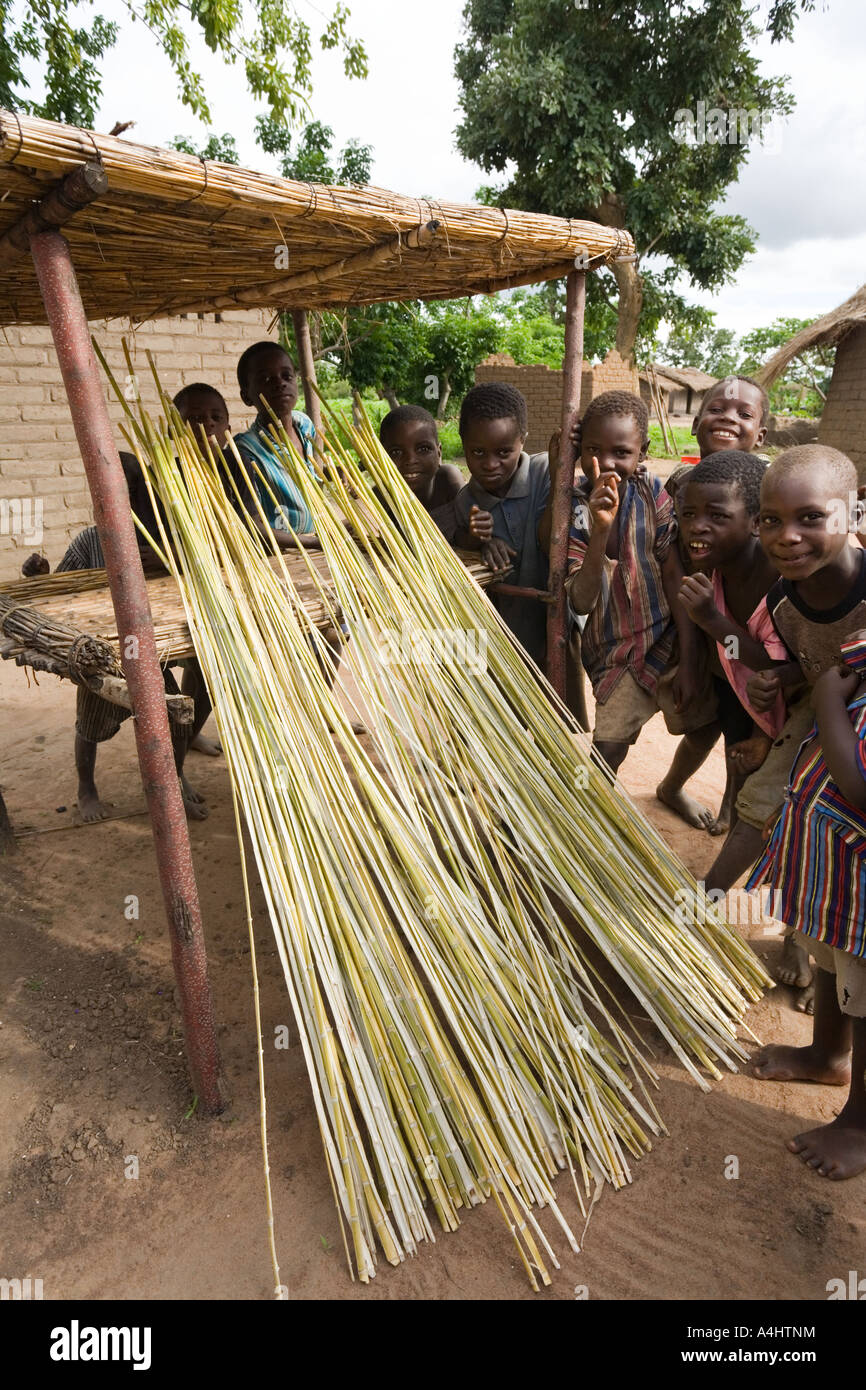 Nattes africaines pour dormir Banque de photographies et d’images à ...