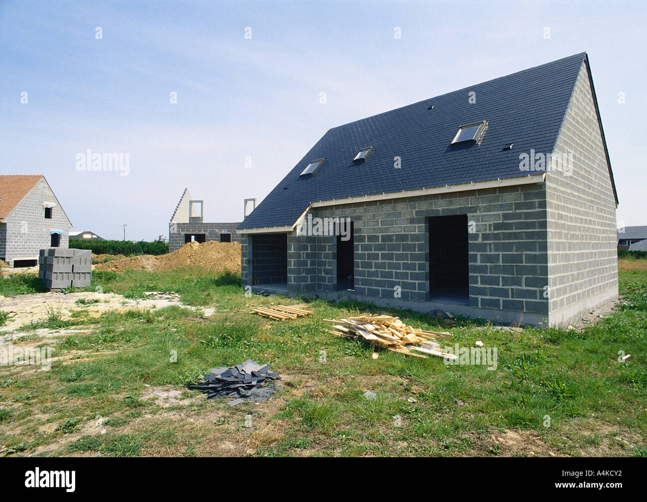 Maisons en parpaings Banque de photographies et d’images à haute ...