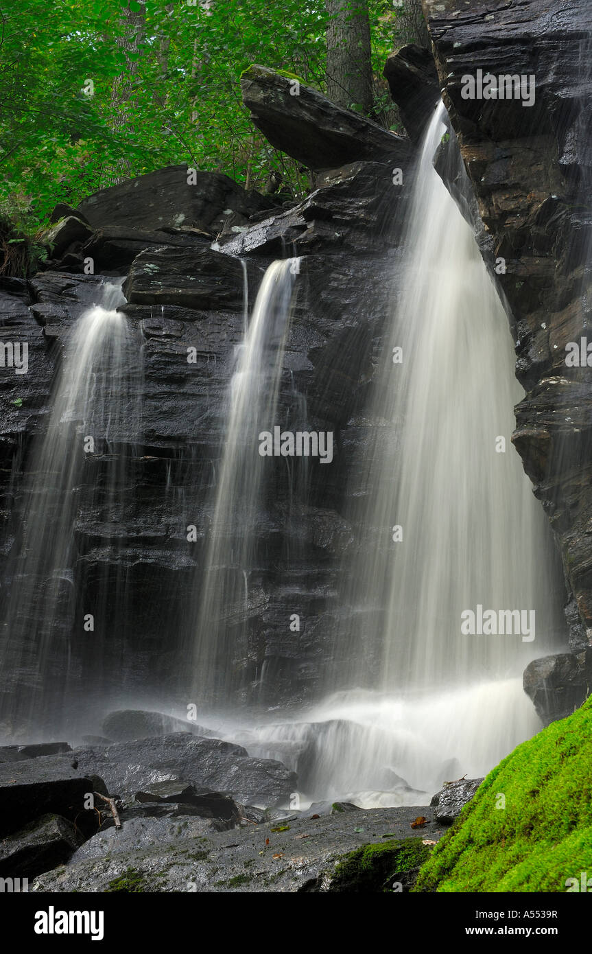 Triple chute Banque de photographies et d’images à haute résolution - Alamy