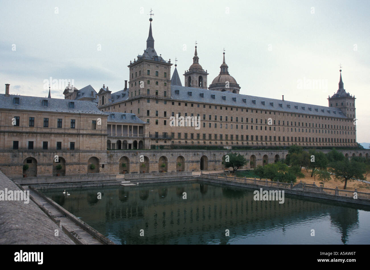 El escorial library spain Banque de photographies et d’images à haute ...