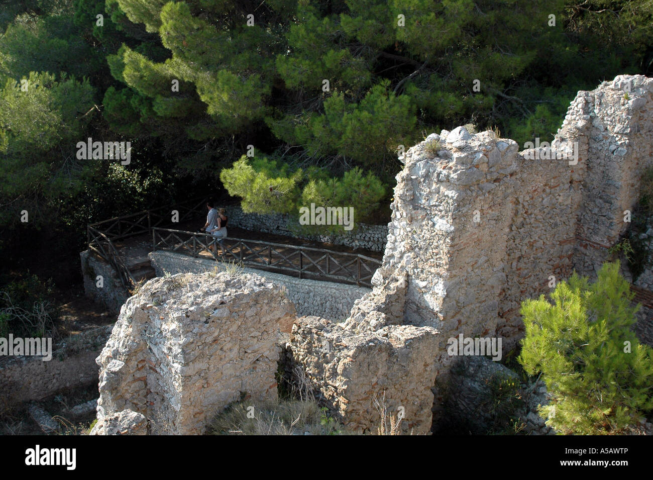 Mont tiberio capri Banque de photographies et d’images à haute ...