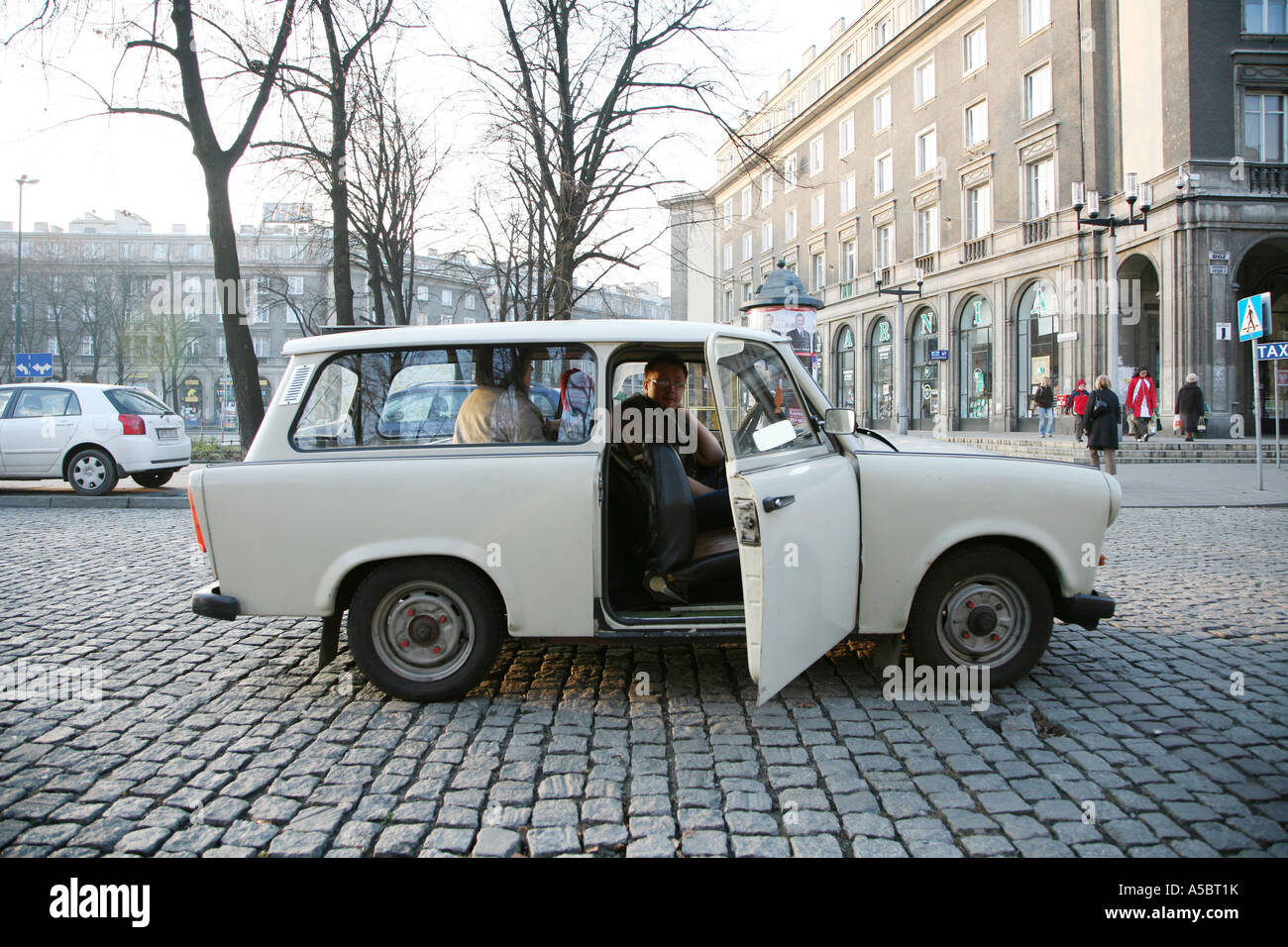 Krakow poland trabant Banque de photographies et d’images à haute ...