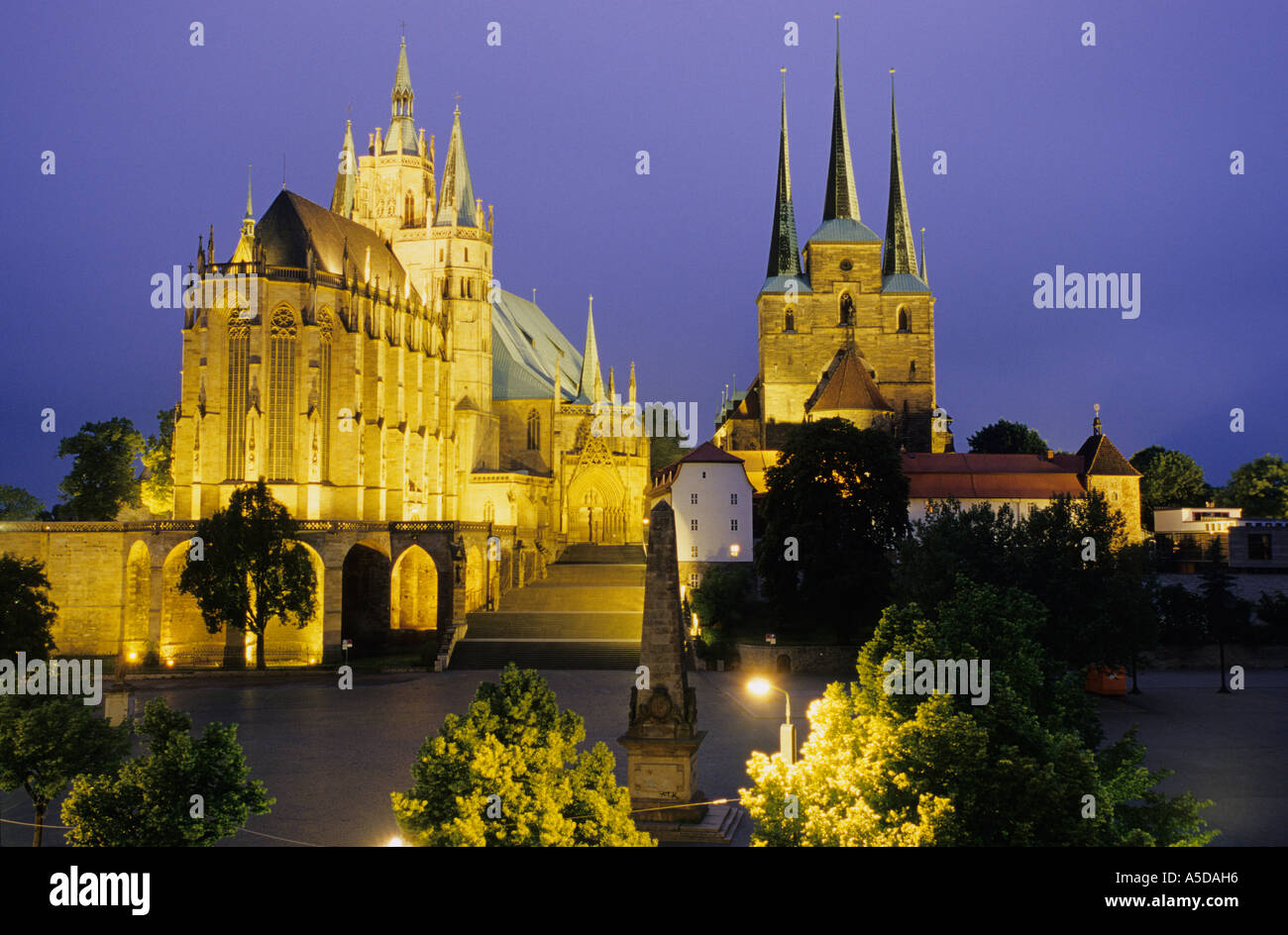Erfurt cathedrals Banque de photographies et d’images à haute ...