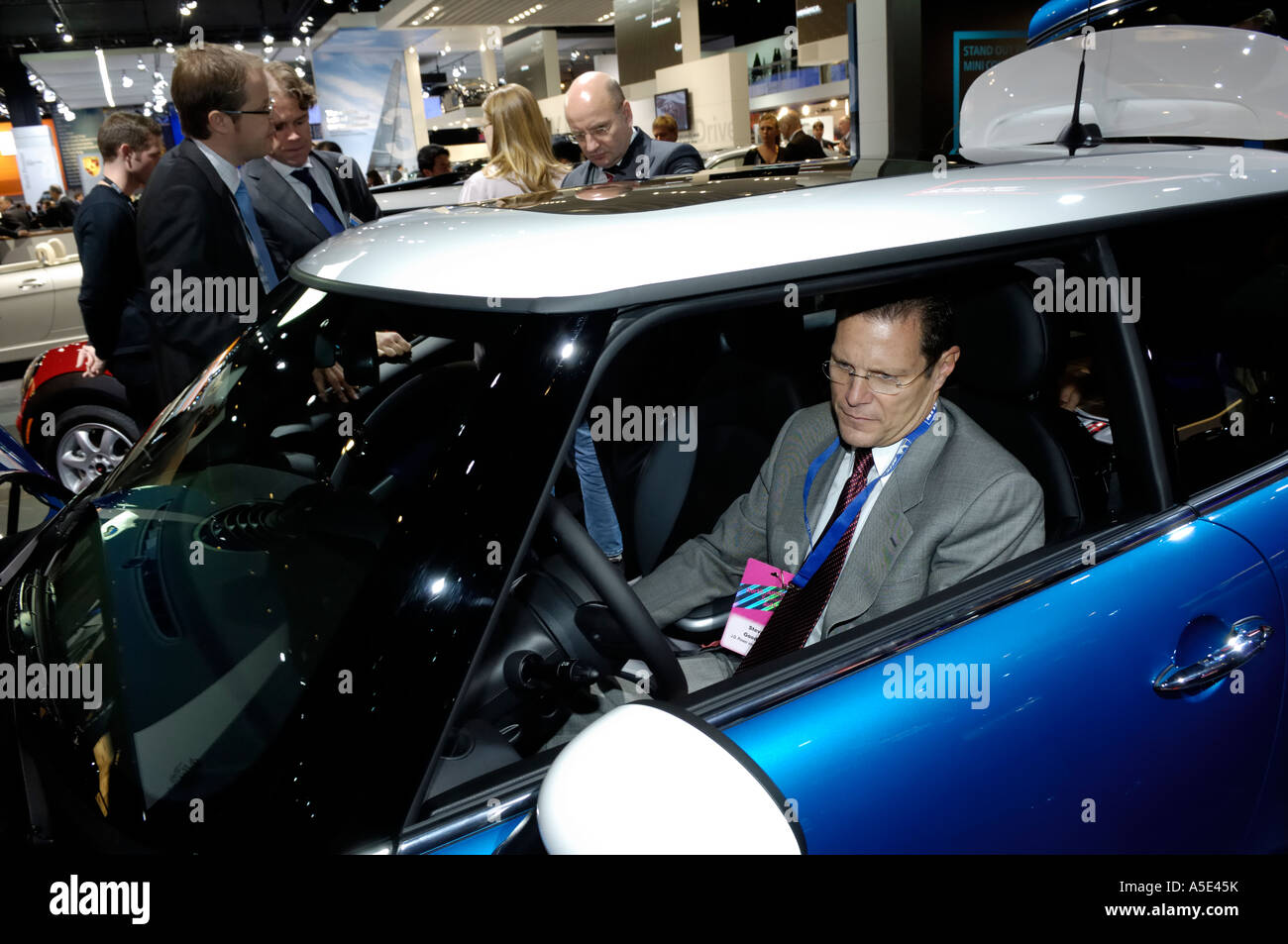 Journaliste journaliste naias Banque de photographies et d’images à ...