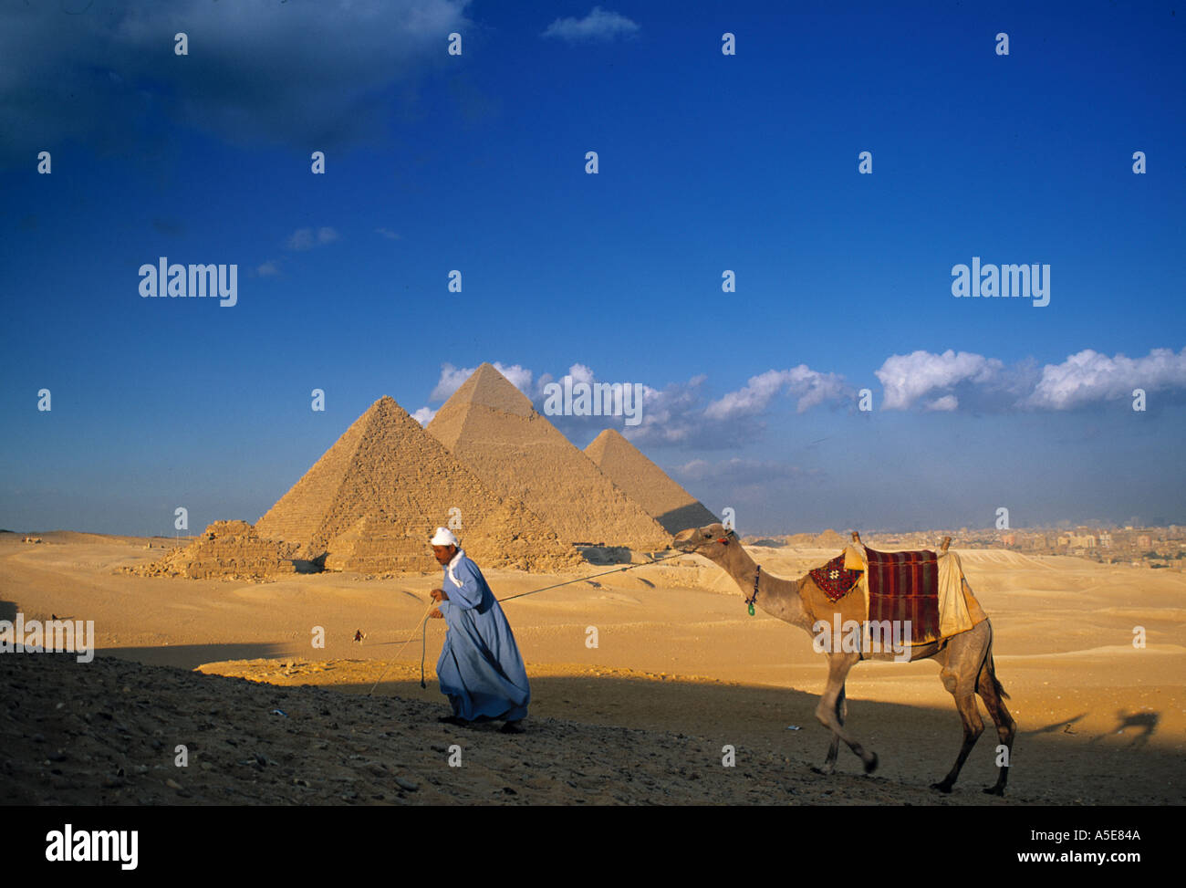 Les Pyramids Banque De Photographies Et Dimages à Haute Résolution Alamy