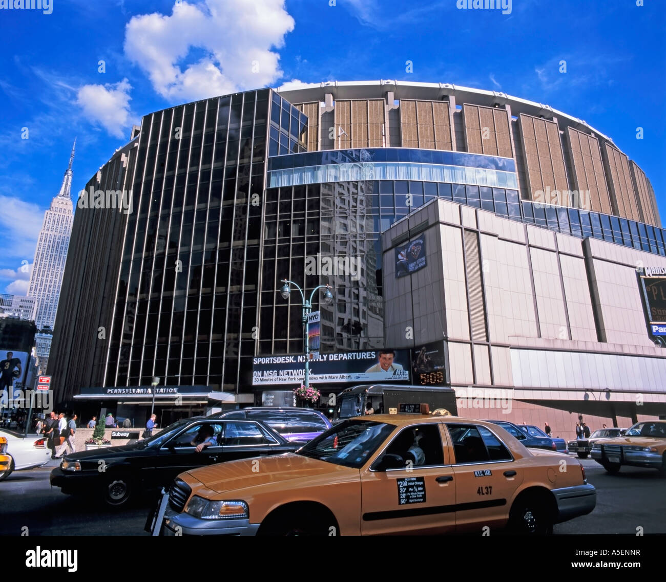 Madison Square Gardens et Pennsylvania Station et l'Empire State ...