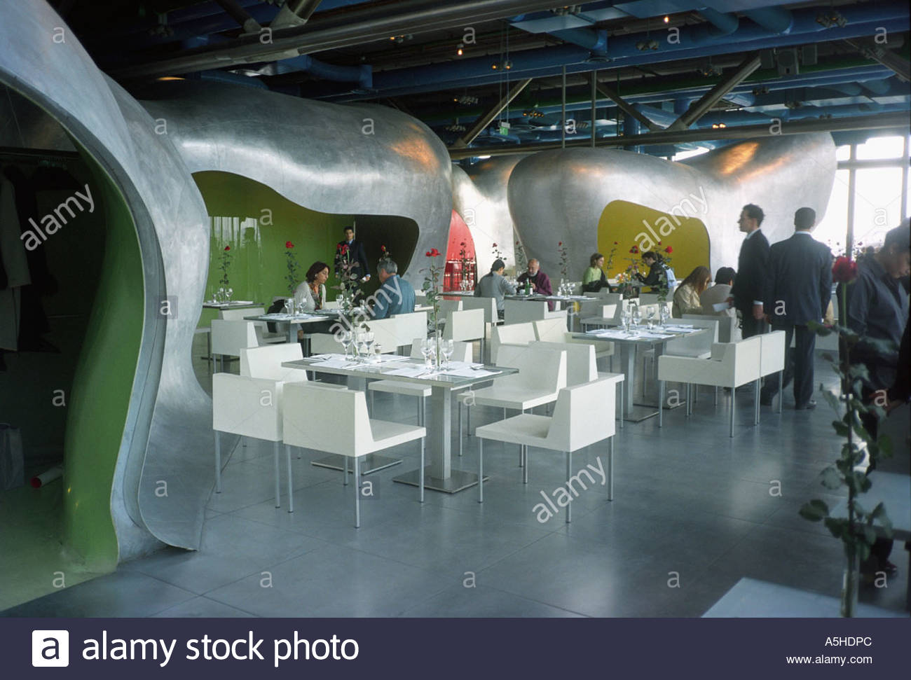 Pompidou Centre Interior In Paris Banque d'image et photos - Alamy