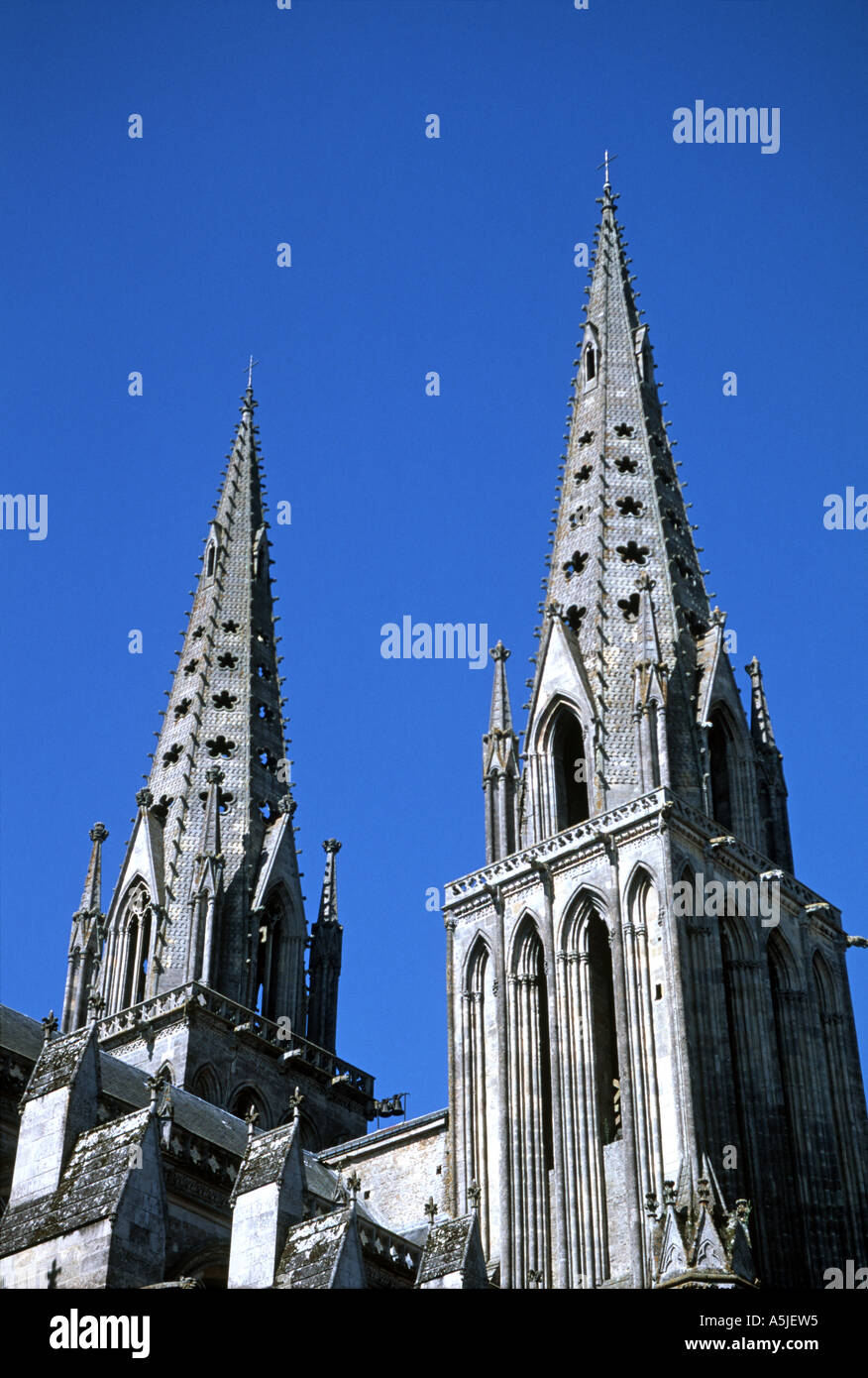 Sees cathedral france Banque de photographies et d’images à haute ...