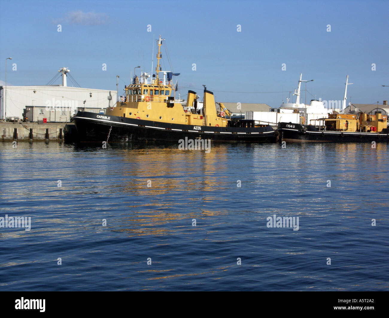 Remorqueurs de classe portuaire Banque de photographies et d’images à ...