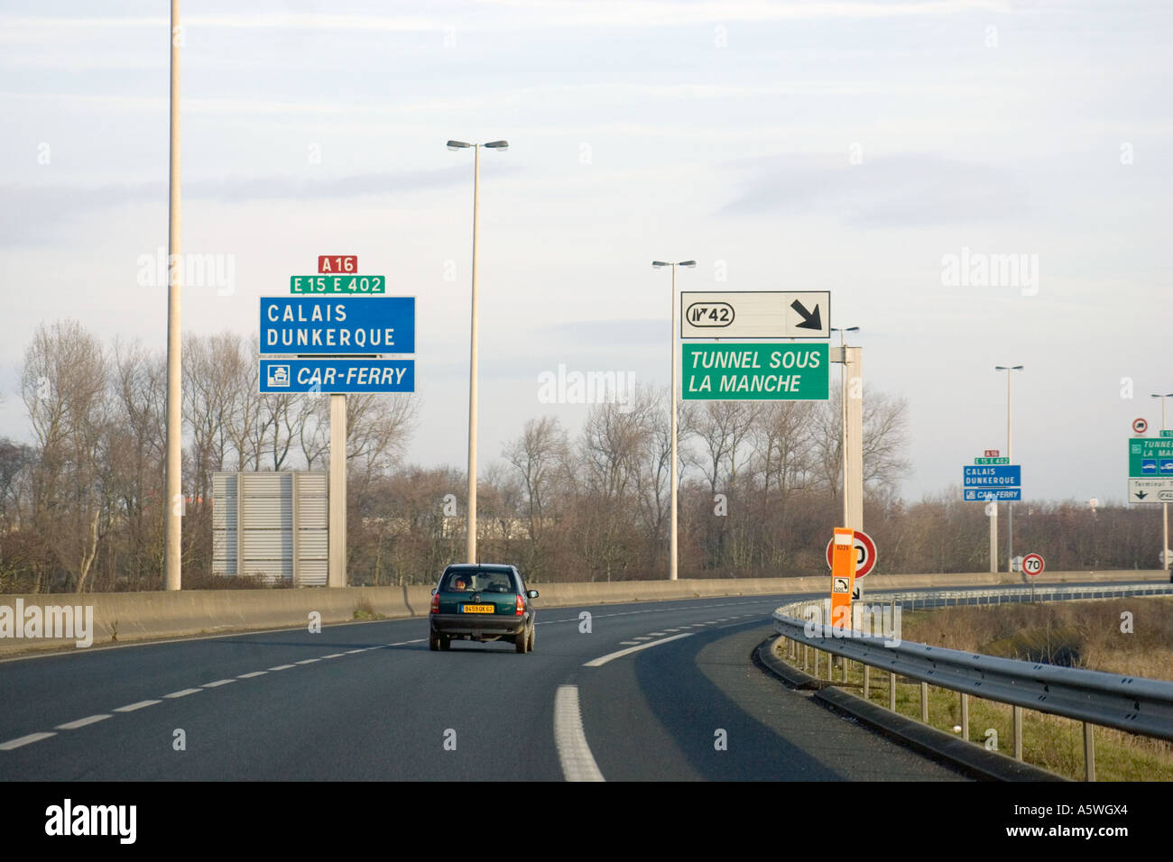 L'autoroute française A16 Calais approche signe Nord Pas-de-Calais ...