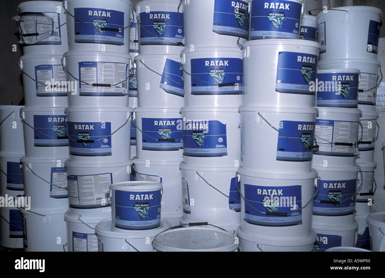 Ratak raticides utilisés toclear lundy island de rats en 2004 Canal de ...