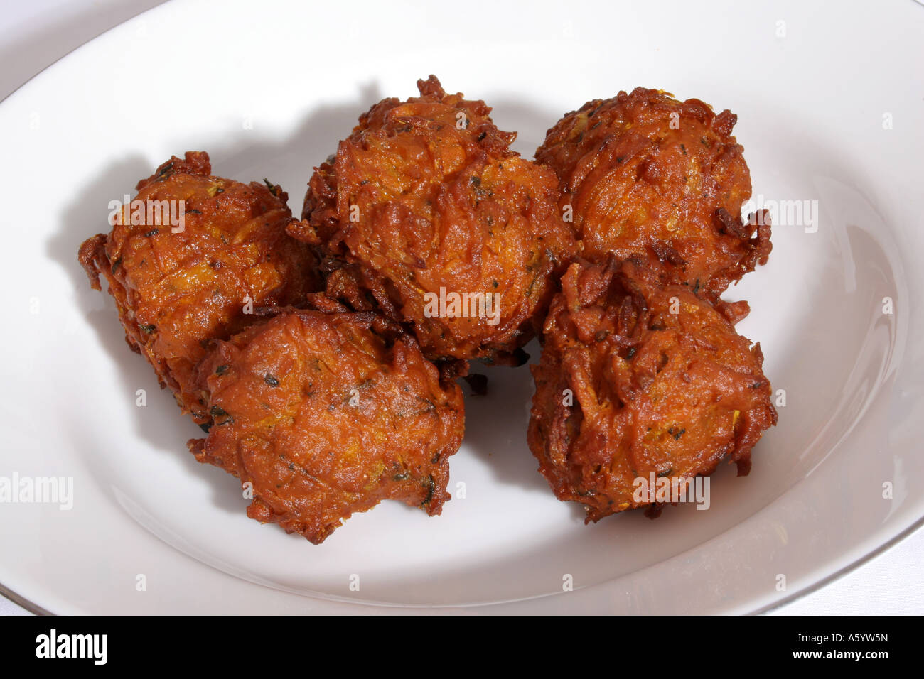 Onion bhajis Banque de photographies et d’images à haute résolution - Alamy