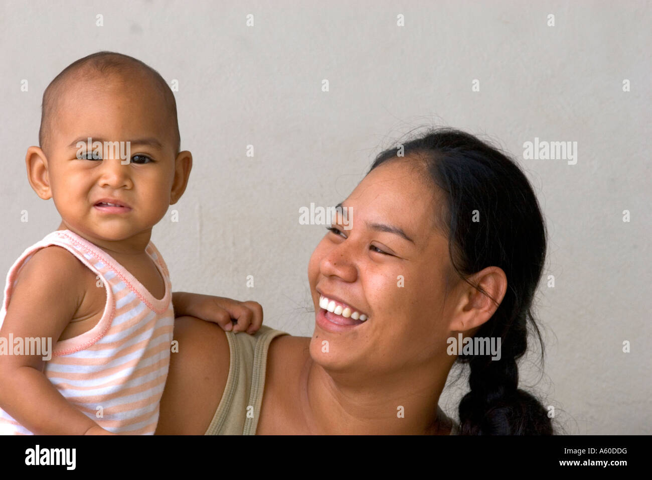Tahitian child on island Banque de photographies et d’images à haute ...