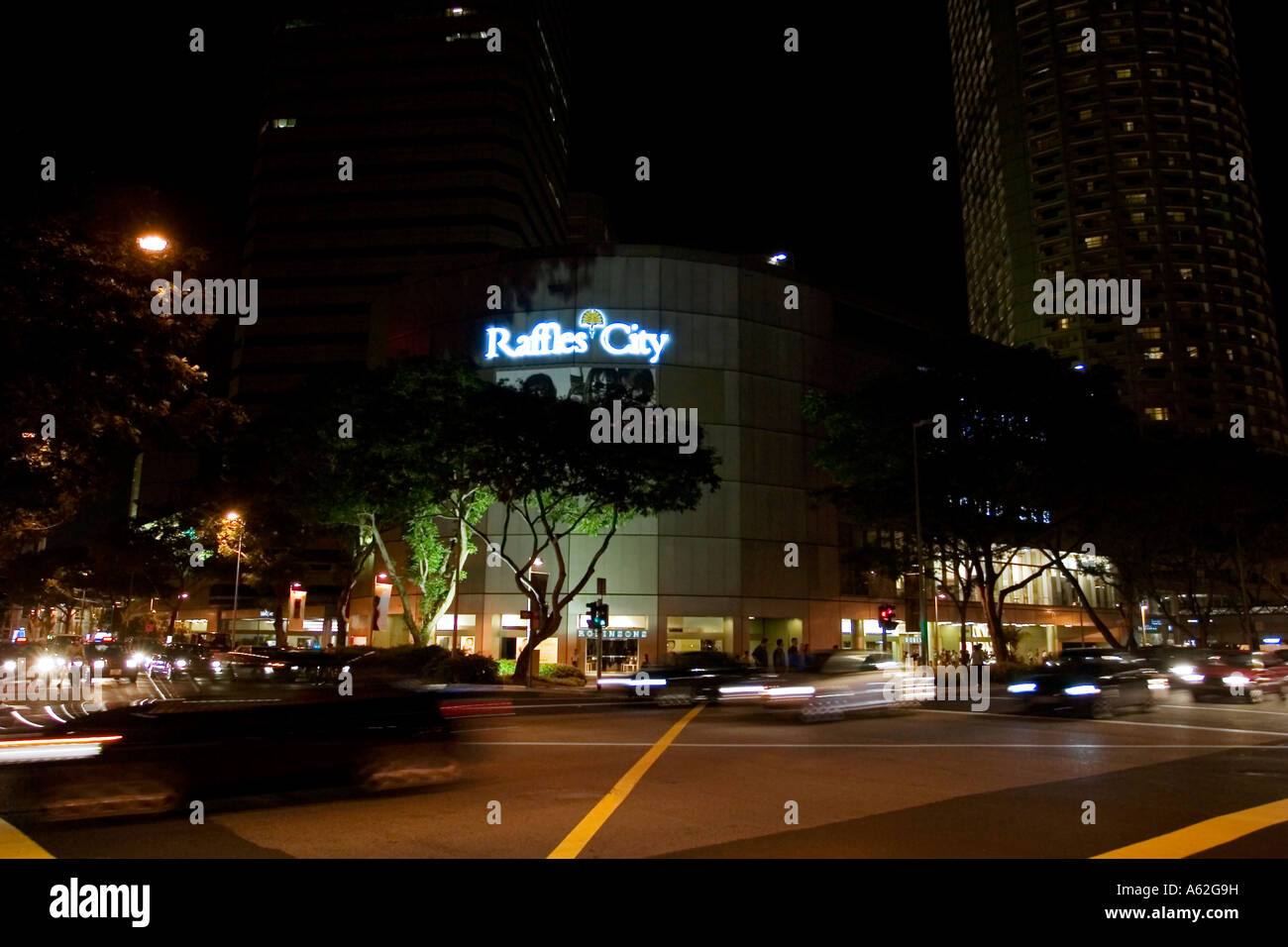 Raffles city complex Banque de photographies et d’images à haute ...