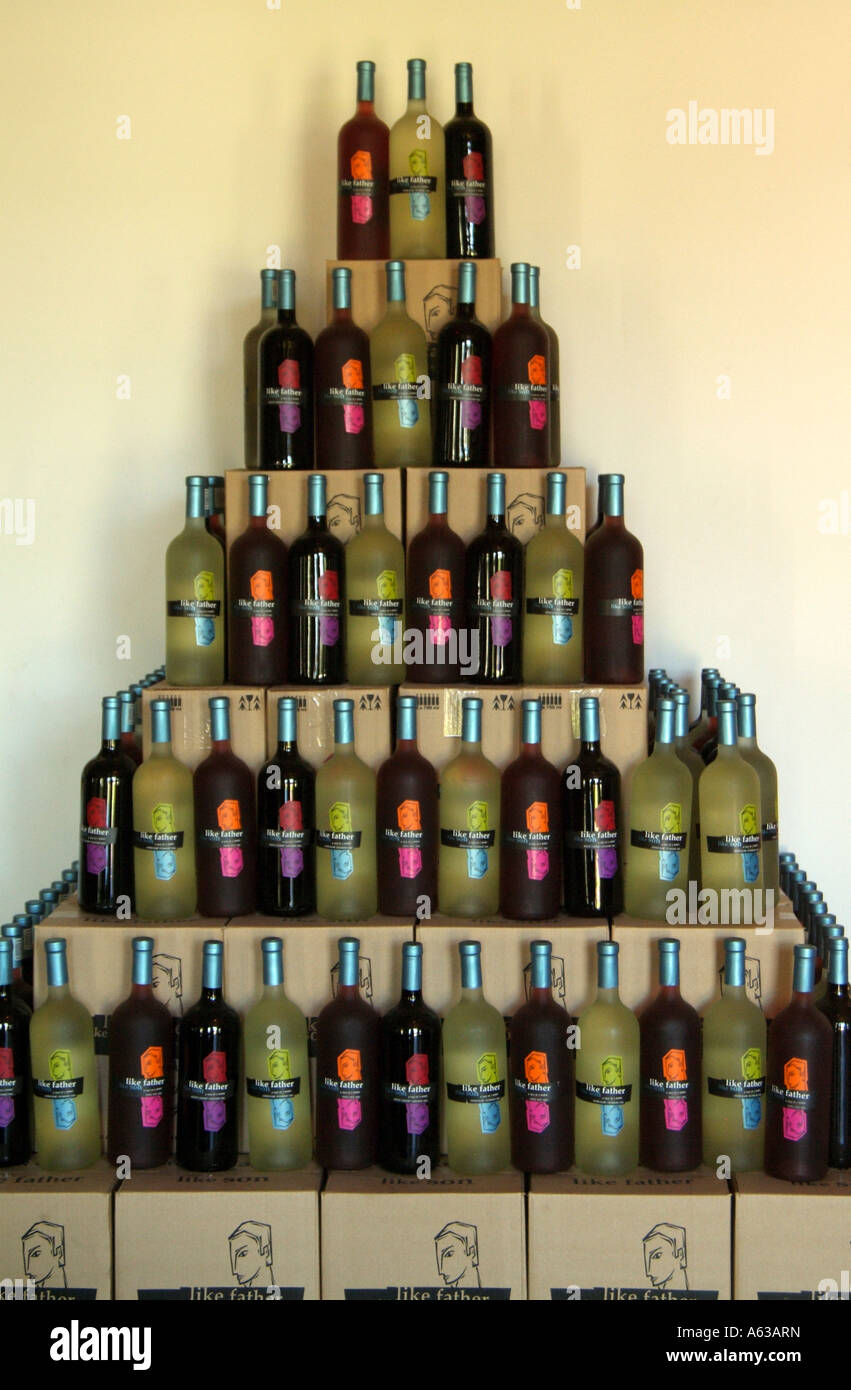 Une pyramide Banque de photographies et d’images à haute résolution - Alamy