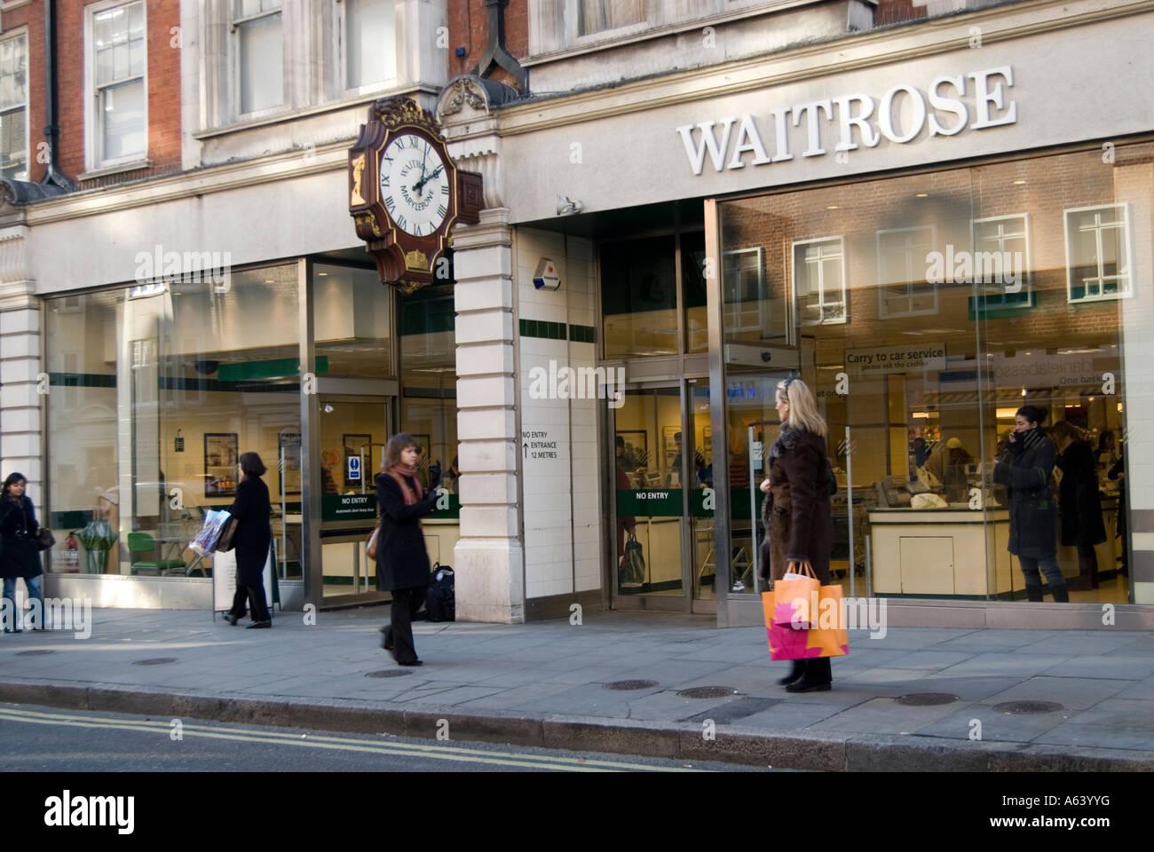 Marylebone waitrose Banque de photographies et d’images à haute résolution - Alamy
