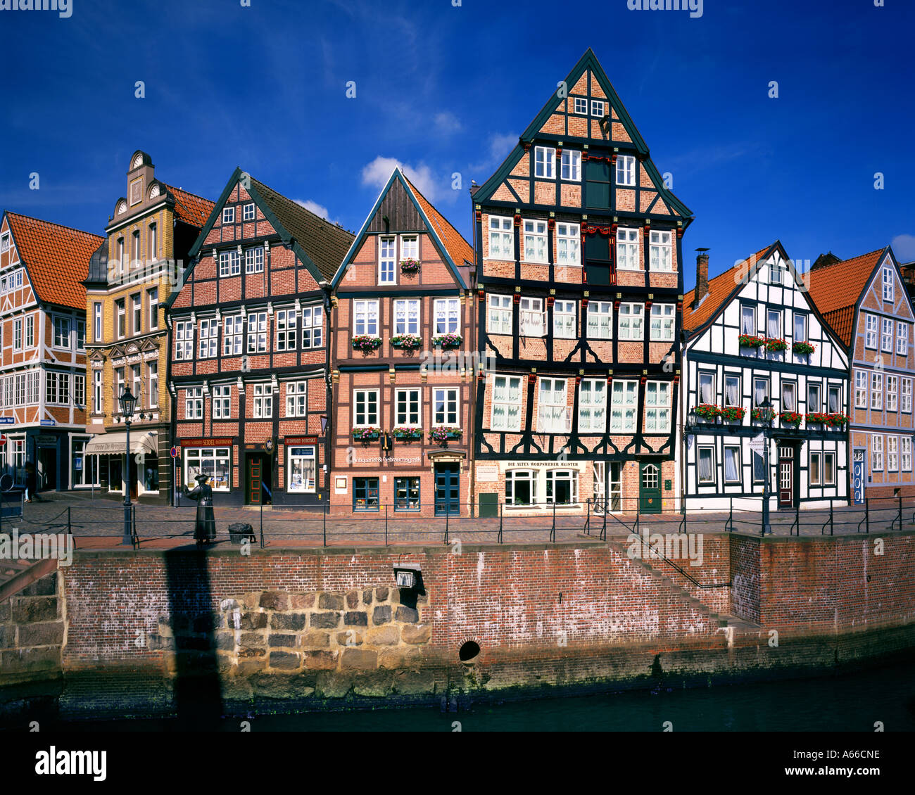 Vieille maison de ville Banque de photographies et d’images à haute ...