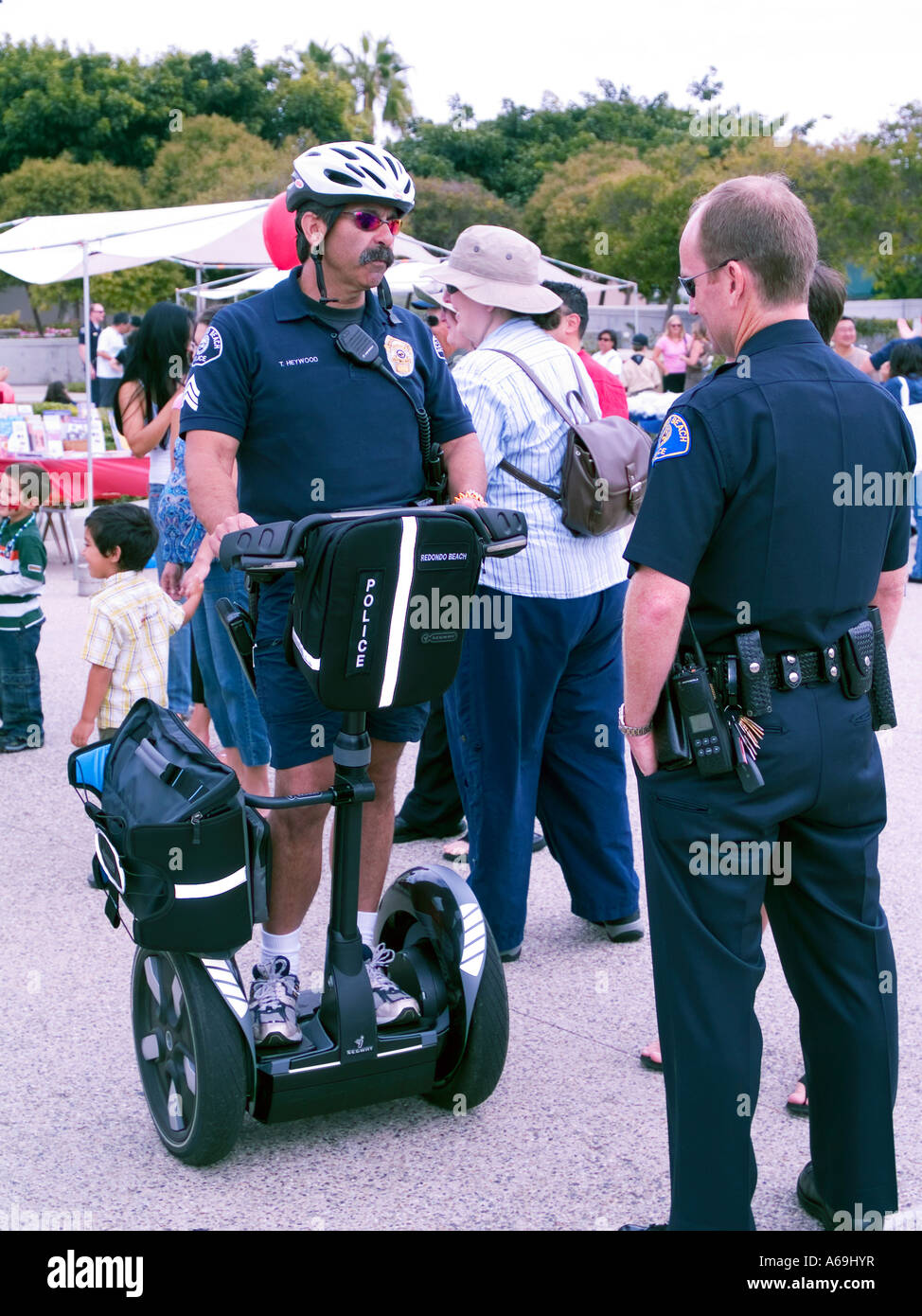 Segway police Banque de photographies et d’images à haute résolution ...